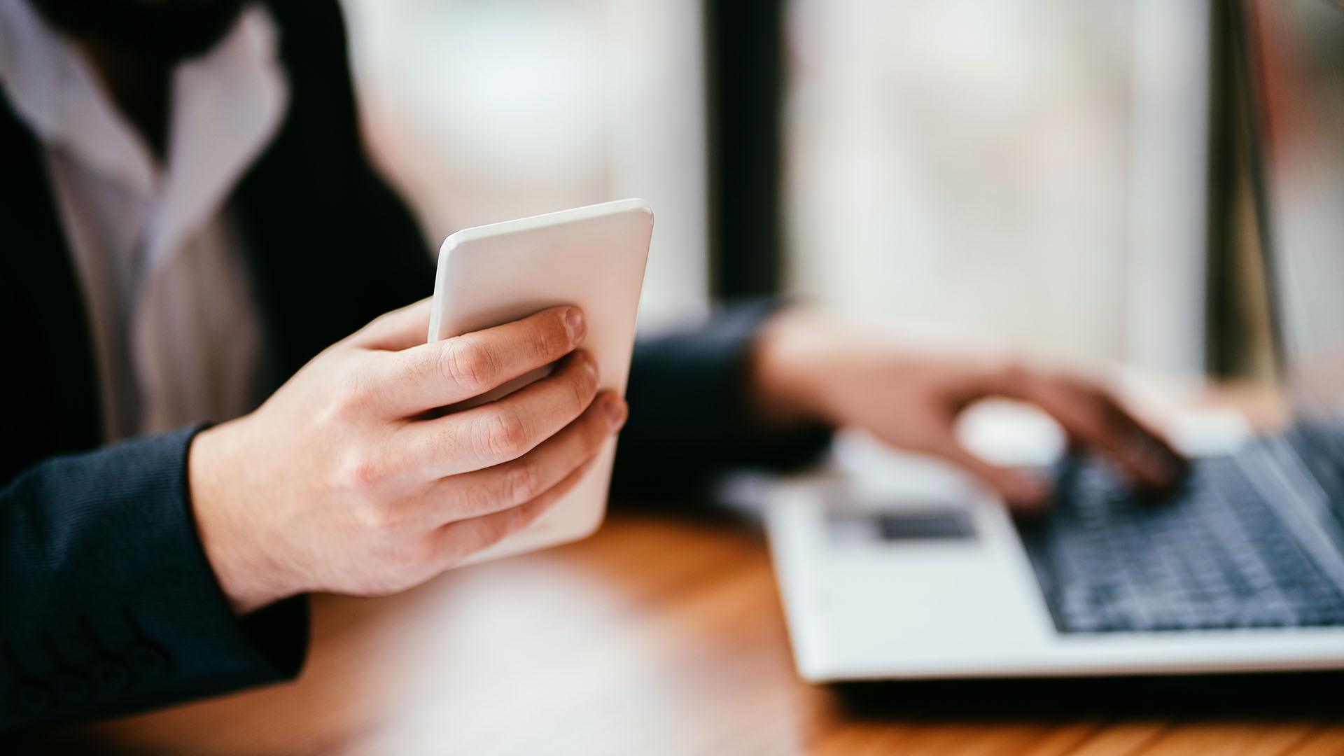 BDEW-Anwendungshilfe: Überblick zum mobilen Arbeiten | BDEW BDEW-Anwendungshilfe: Überblick zum mobilen Arbeiten | BDEW